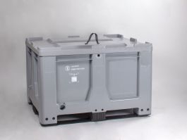 Plastic pallet box 610L 1200x1000x795 mm, UN-approved with straps | ENGELS